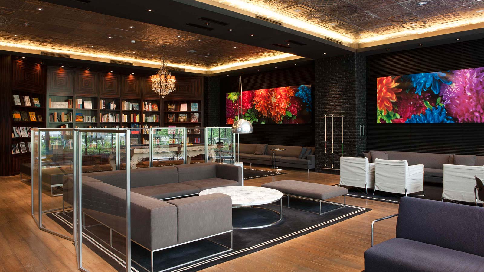 LOUNGE｜the SOHO studios.